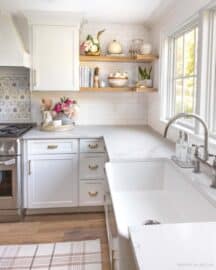 70 Cozy Fall Farmhouse Decor Ideas » Lady Decluttered