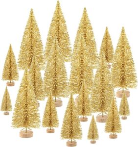 21 Gold Christmas Decorating Ideas » Lady Decluttered