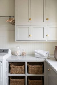20 Neutral Laundry Room Decor Ideas » Lady Decluttered