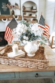 30 Rustic Farmhouse 4th of July Decor Ideas » Lady Decluttered