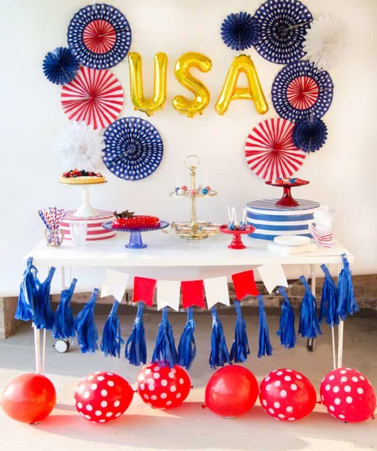 28 Patriotic 4th of July Party Decorations » Lady Decluttered