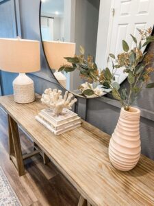 30 Neutral Coastal Home Decor Ideas » Lady Decluttered