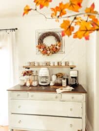 18 Festive Fall Coffee Bar Decor Ideas » Lady Decluttered