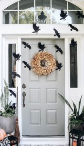 31 Chic Halloween Crow Decorating Ideas » Lady Decluttered