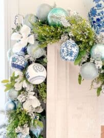 25 Blue Christmas Home Decor Ideas » Lady Decluttered