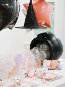 20 Pretty Pastel Halloween Party Ideas » Lady Decluttered