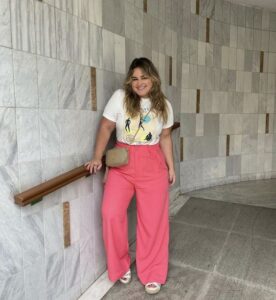 20 Casual Pink Outfit Ideas for Women » Lady Decluttered