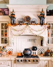 20 Halloween Cottage Core Decor Ideas » Lady Decluttered