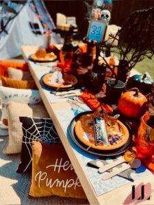 20 Kids Halloween Table Settings » Lady Decluttered