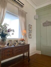 18 Cottage Core Home Entryway Ideas » Lady Decluttered