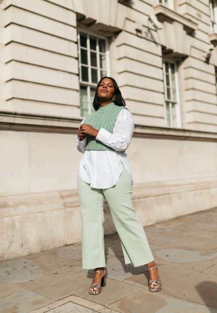 18 Simple Fall Outfit Ideas with Green » Lady Decluttered