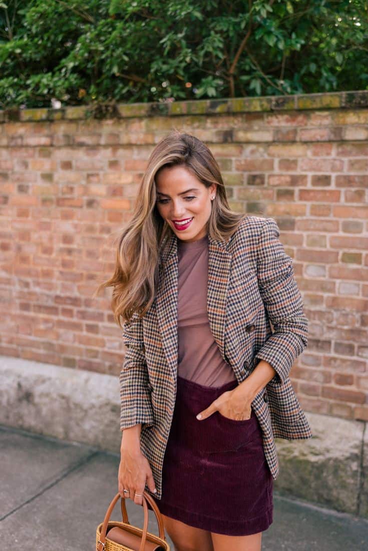 16 Burgundy Fall Outfit Ideas for Women » Lady Decluttered