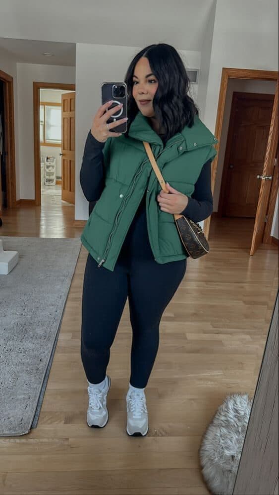 18 Simple Fall Outfit Ideas with Green » Lady Decluttered