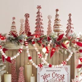 14 Peppermint Christmas Decor Ideas » Lady Decluttered