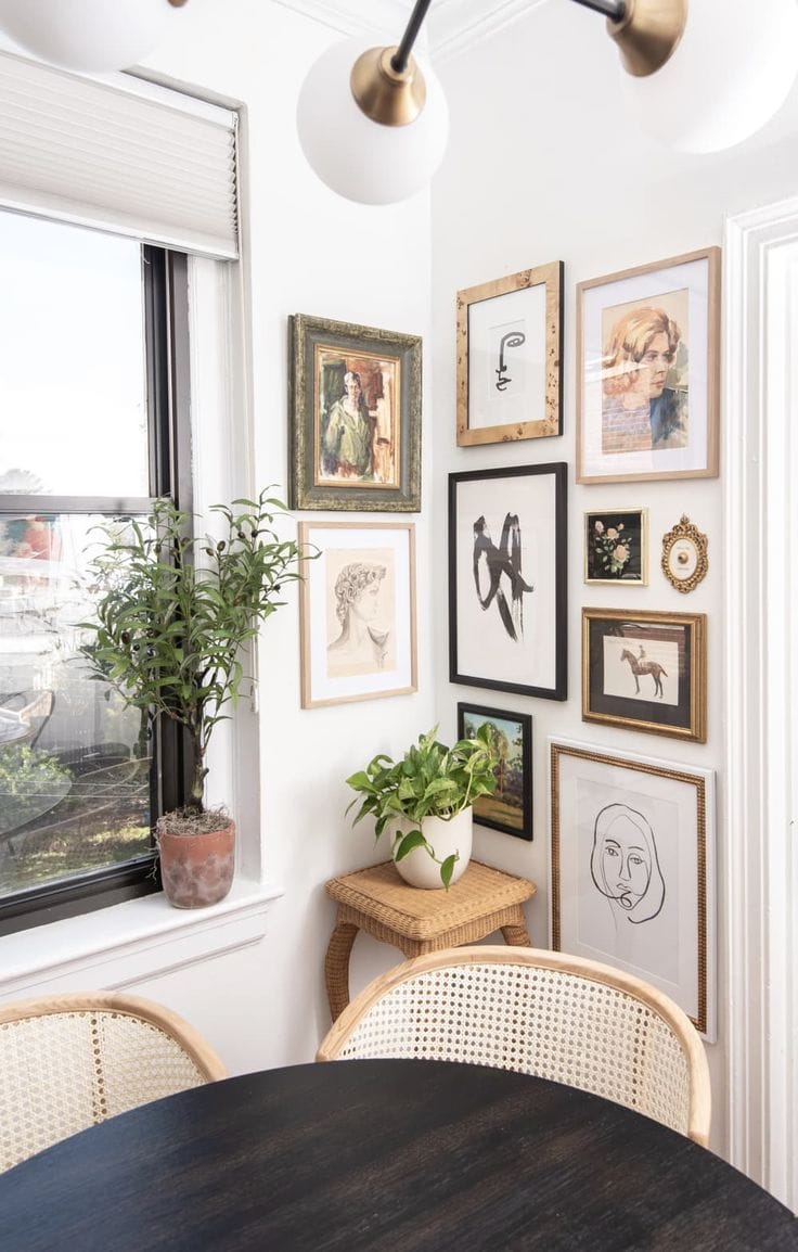 24 Gorgeous Gallery Wall Styling Ideas » Lady Decluttered