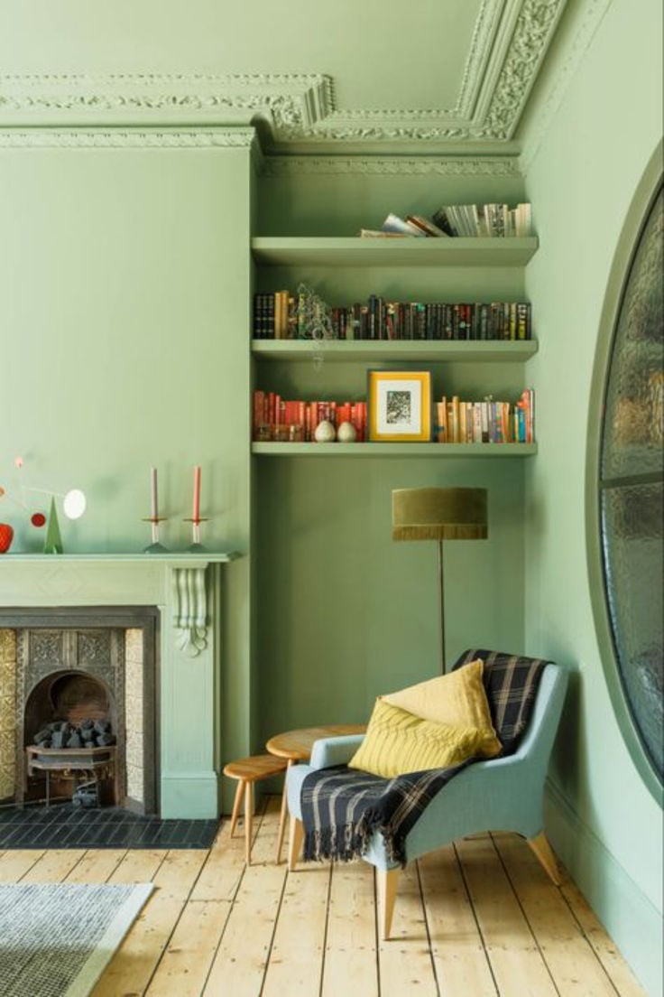 14 Moody Color Drenched Living Room Ideas » Lady Decluttered