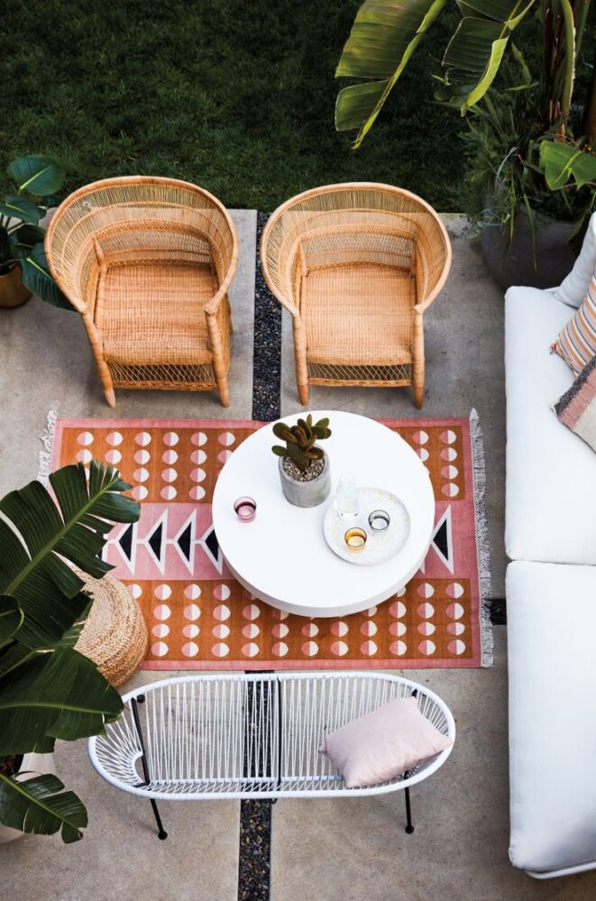30 Beautiful Outdoor Summer Decor Ideas » Lady Decluttered