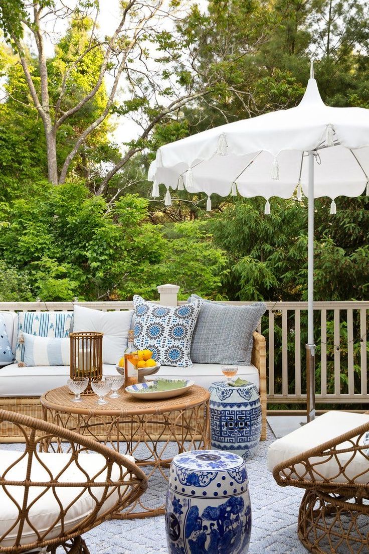 30 Beautiful Outdoor Summer Decor Ideas » Lady Decluttered