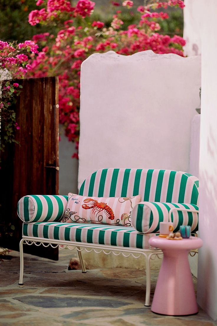 30 Beautiful Outdoor Summer Decor Ideas » Lady Decluttered