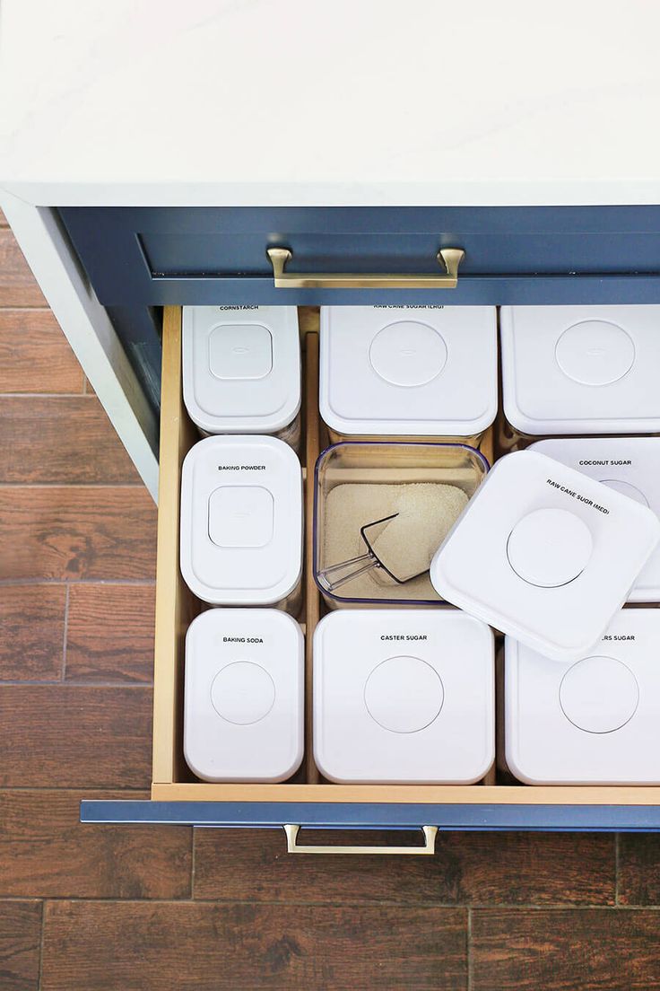 26 Aesthetic Kitchen Drawer Organization Ideas » Lady Decluttered