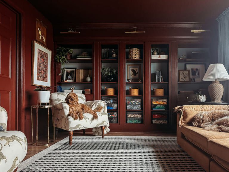 14 Moody Color Drenched Living Room Ideas » Lady Decluttered