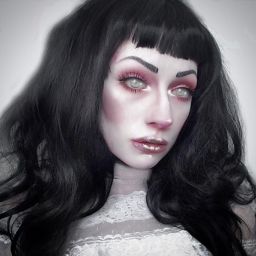 12 Halloween Ghost Makeup Ideas » Lady Decluttered