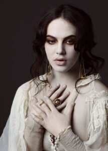 12 Halloween Ghost Makeup Ideas » Lady Decluttered