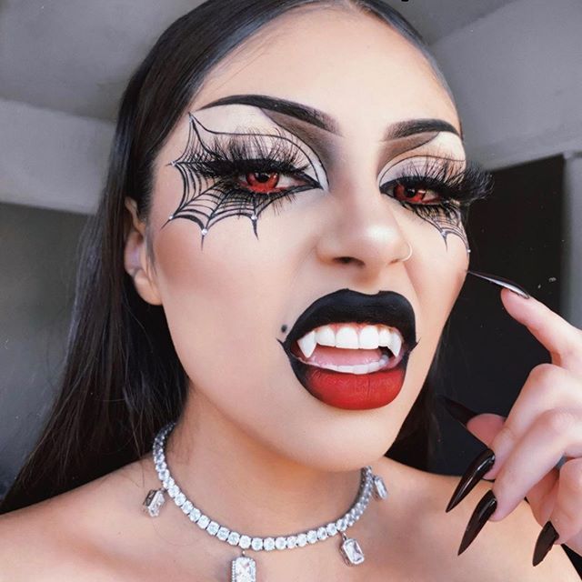 16 Halloween Vampire Makeup Ideas » Lady Decluttered