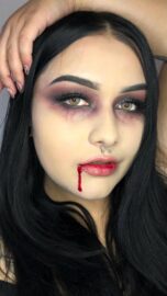16 Halloween Vampire Makeup Ideas » Lady Decluttered