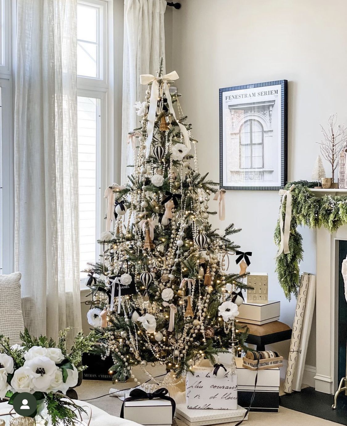 20 Luxury Christmas Tree Ideas » Lady Decluttered