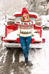 25 Red and Green Outfits for Women » Lady Decluttered
