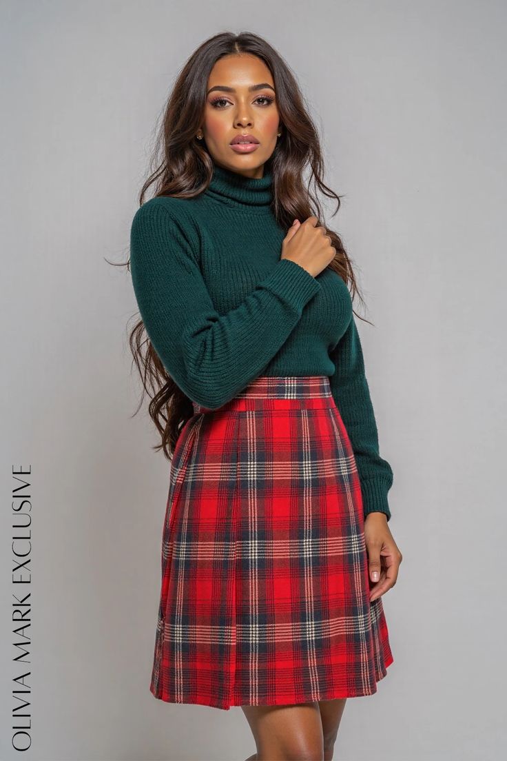 25 Red and Green Outfits for Women » Lady Decluttered