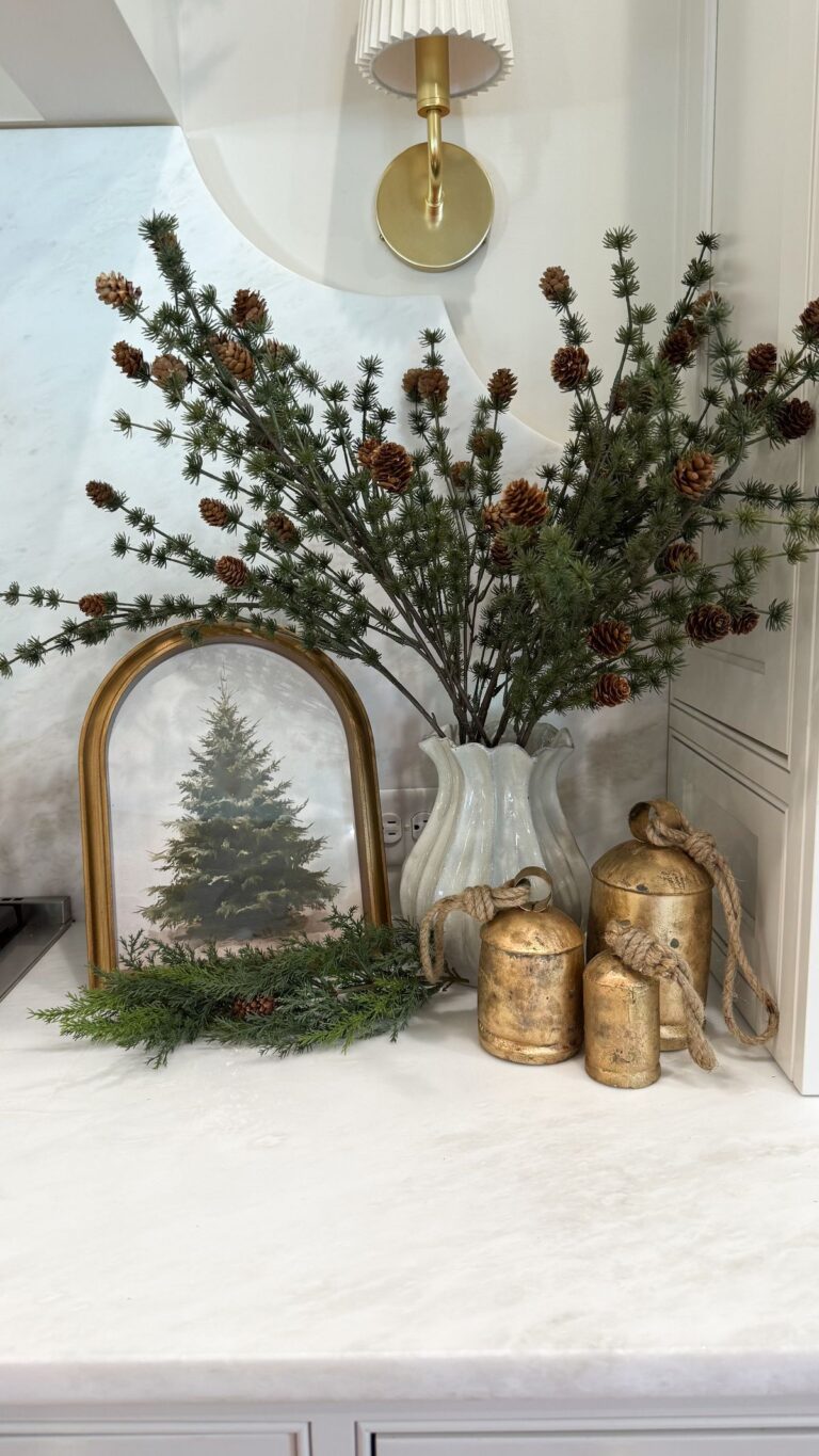 22 Timeless Christmas Décor Ideas » Lady Decluttered
