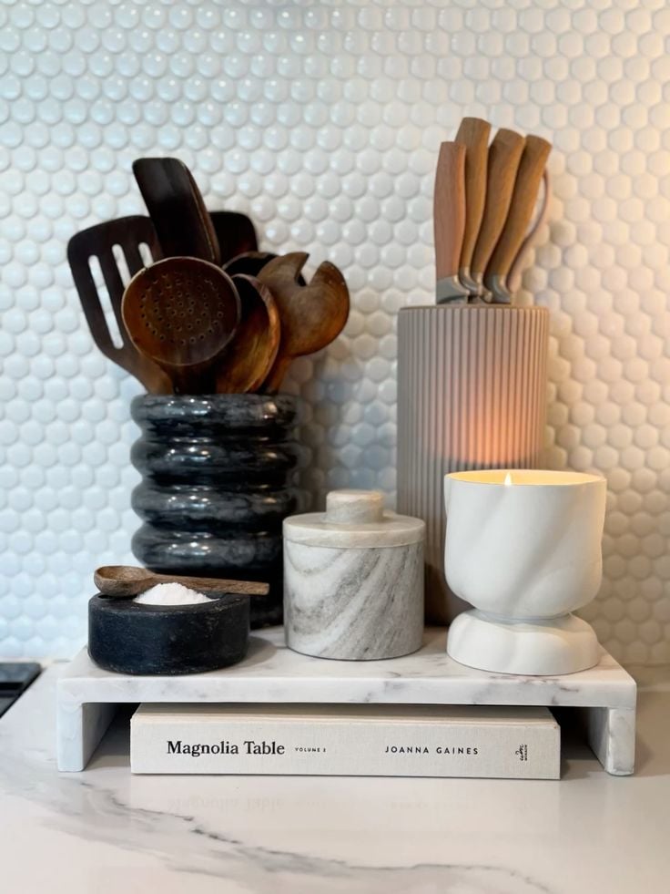 20 Aesthetic Kitchen Counter Organization Ideas » Lady Decluttered